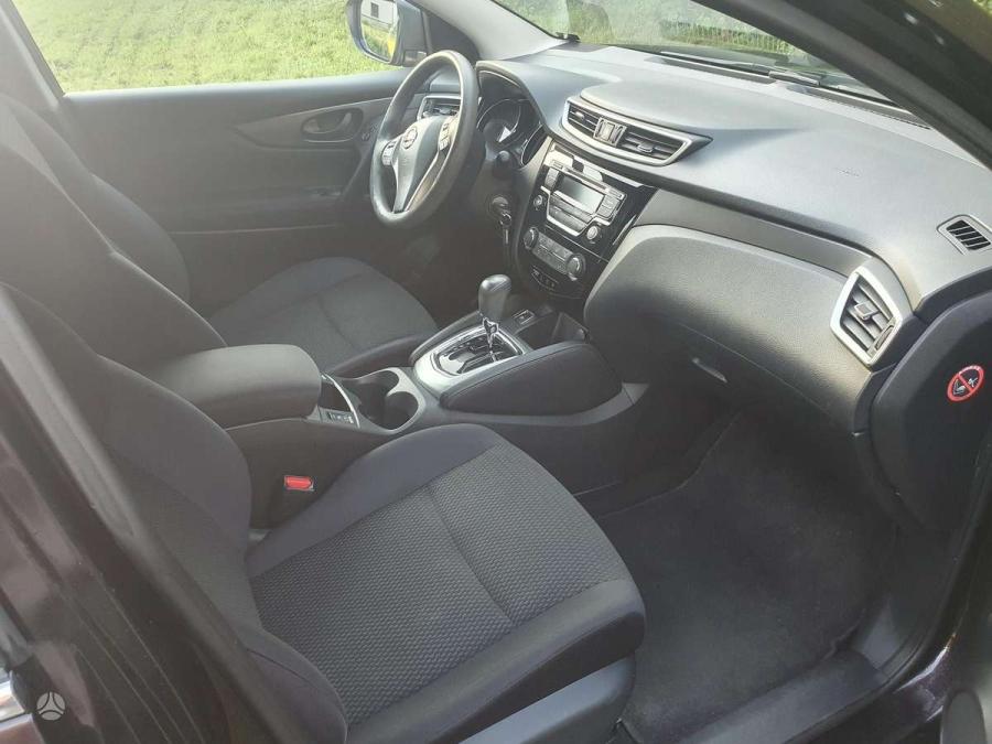 Violets Nissan Qashqai 2016 Kauņa, ar dzinēja tilpumu 1.20 L un nobraukumu 144 tūkst. km par 8600 €, foto 13 vietnē AUTOMOTO.COM.LV