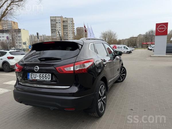 Nissan Qashqai 2016 RÄ«ga vietnÄ Violets Nissan Qashqai 2016 RÄ«ga, ar dzinÄja tilpumu 1.60 L un nobraukumu 146 tÅ«kst. km par 12400 ā¬, foto 4 vietnÄ AUTOMOTO.COM.LV