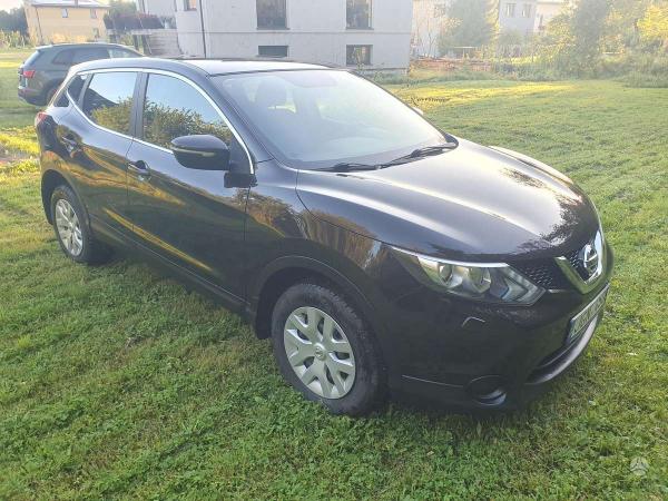 Violet Nissan Qashqai 2016 in Kaunas, with an engine capacity of 1.20 L and mileage of 144 thousand km for 6900 €, photo 7 on AUTOMOTO.COM.LV