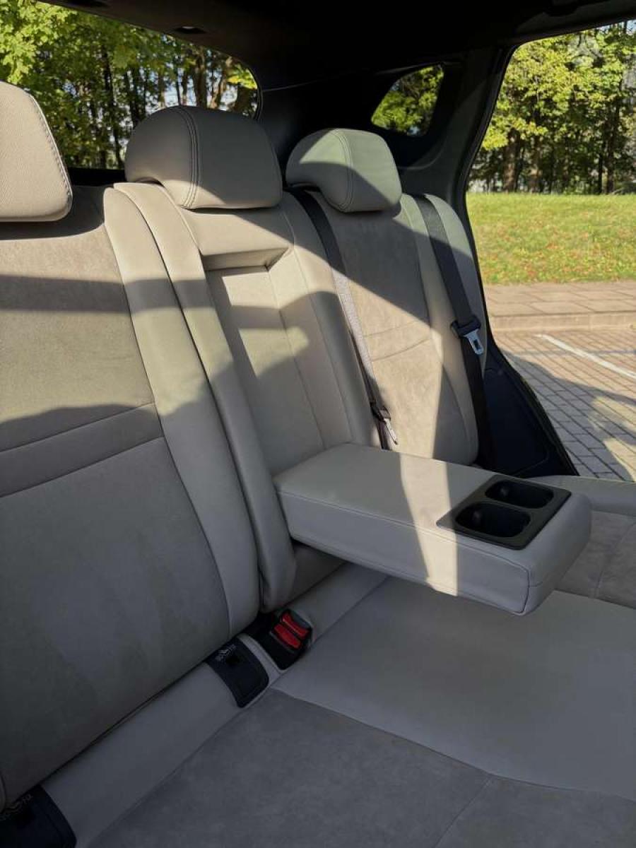 Violet Nissan Qashqai 2016 in Vilnius, with an engine capacity of 1.20 L and mileage of 153 thousand km for 7400 €, photo 9 on AUTOMOTO.COM.LV