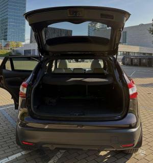 Violet Nissan Qashqai 2016 in Vilnius, with an engine capacity of 1.20 L and mileage of 153 thousand km for 7400 €, photo 15 on AUTOMOTO.COM.LV