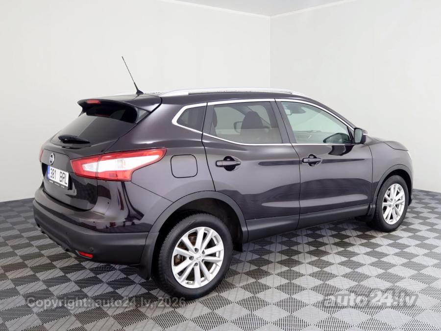 Violets Nissan Qashqai 2016 Tallina, ar dzinēja tilpumu 1.20 L un nobraukumu 186 tūkst. km par 4499 €, foto 4 vietnē AUTOMOTO.COM.LV