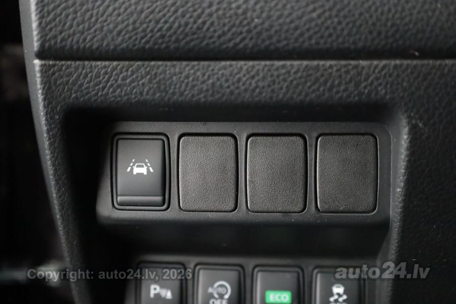 Violets Nissan Qashqai 2016 Tallina, ar dzinēja tilpumu 1.20 L un nobraukumu 186 tūkst. km par 4499 €, foto 11 vietnē AUTOMOTO.COM.LV