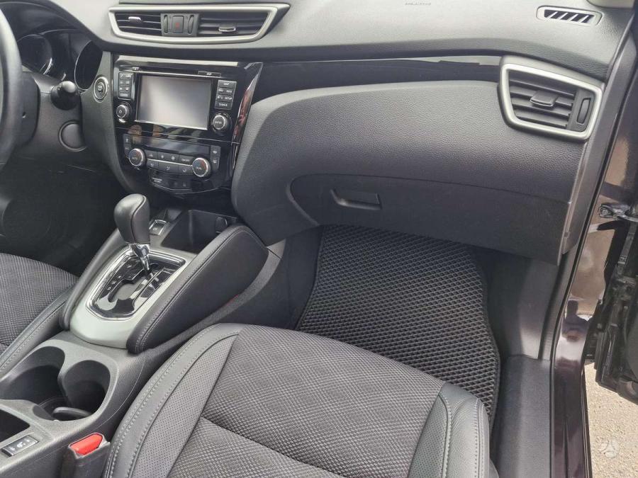 Violets Nissan Qashqai 2017 Viļņa, ar dzinēja tilpumu 1.20 L un nobraukumu 63 tūkst. km par 11500 €, foto 20 vietnē AUTOMOTO.COM.LV