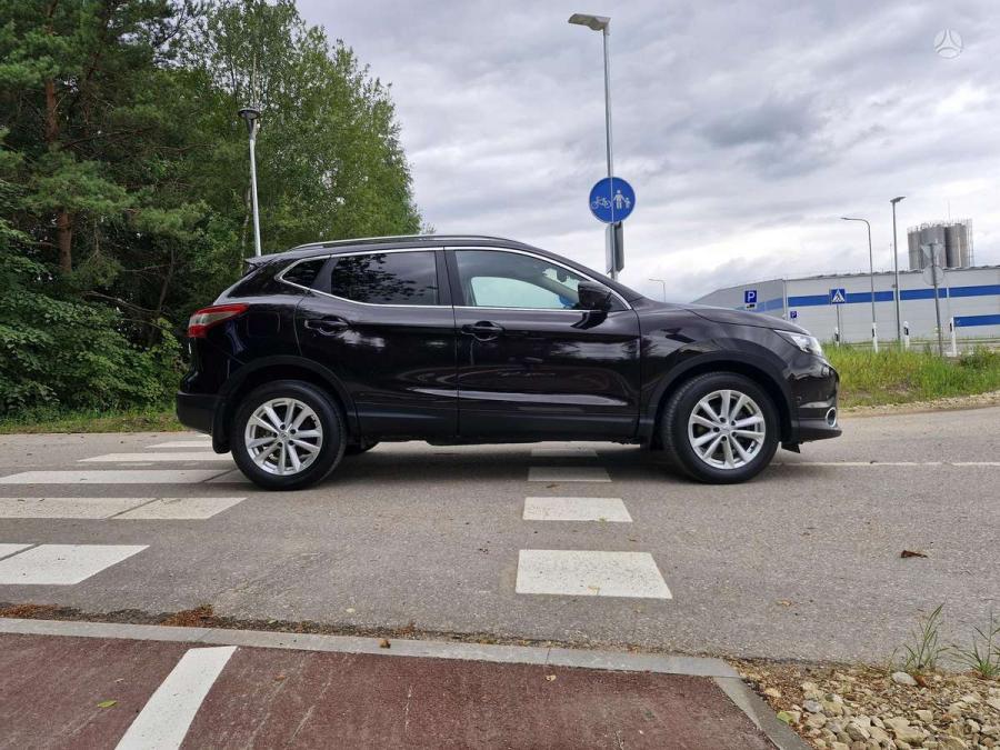 Violets Nissan Qashqai 2017 Viļņa, ar dzinēja tilpumu 1.20 L un nobraukumu 63 tūkst. km par 11500 €, foto 52 vietnē AUTOMOTO.COM.LV