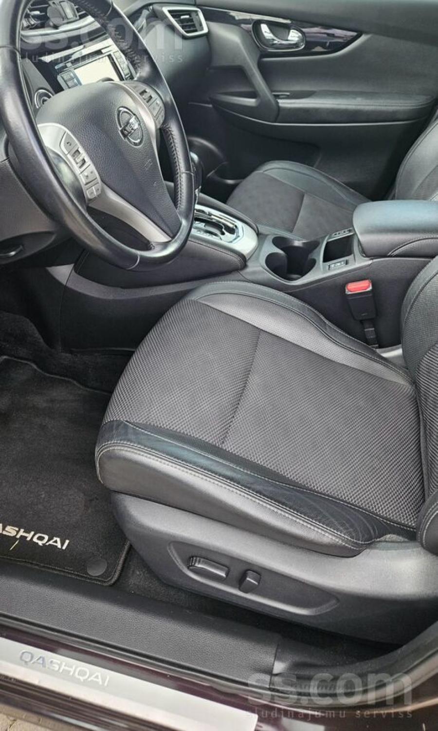 Violet Nissan Qashqai 2017 in Riga, with an engine capacity of 1.20 L and mileage of 193 thousand km for 8950 €, photo 7 on AUTOMOTO.COM.LV