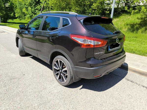 Nissan Qashqai 2017 Viļņa vietnē Violets Nissan Qashqai 2017 Viļņa, ar dzinēja tilpumu 1.62 L un nobraukumu 60 tūkst. km par 12000 €, foto 3 vietnē AUTOMOTO.COM.LV