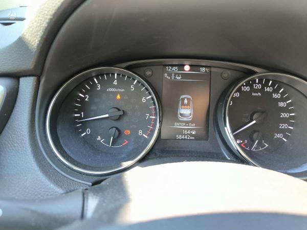 Nissan Qashqai 2017 Viļņa vietnē Violets Nissan Qashqai 2017 Viļņa, ar dzinēja tilpumu 1.62 L un nobraukumu 60 tūkst. km par 12000 €, foto 9 vietnē AUTOMOTO.COM.LV
