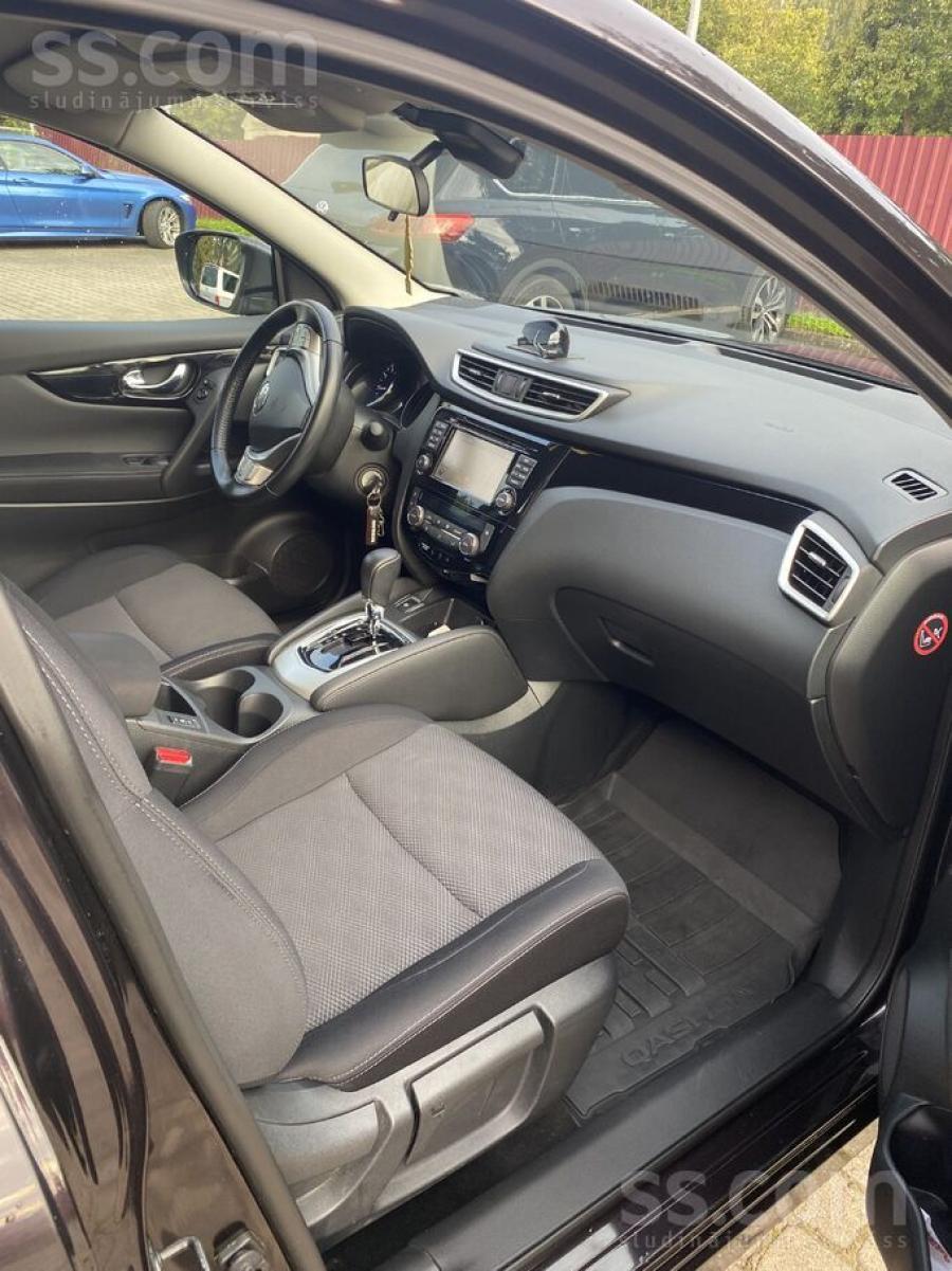 Violets Nissan Qashqai 2017 Rīga, ar dzinēja tilpumu 1.20 L un nobraukumu 45 tūkst. km par 11000 €, foto 10 vietnē AUTOMOTO.COM.LV