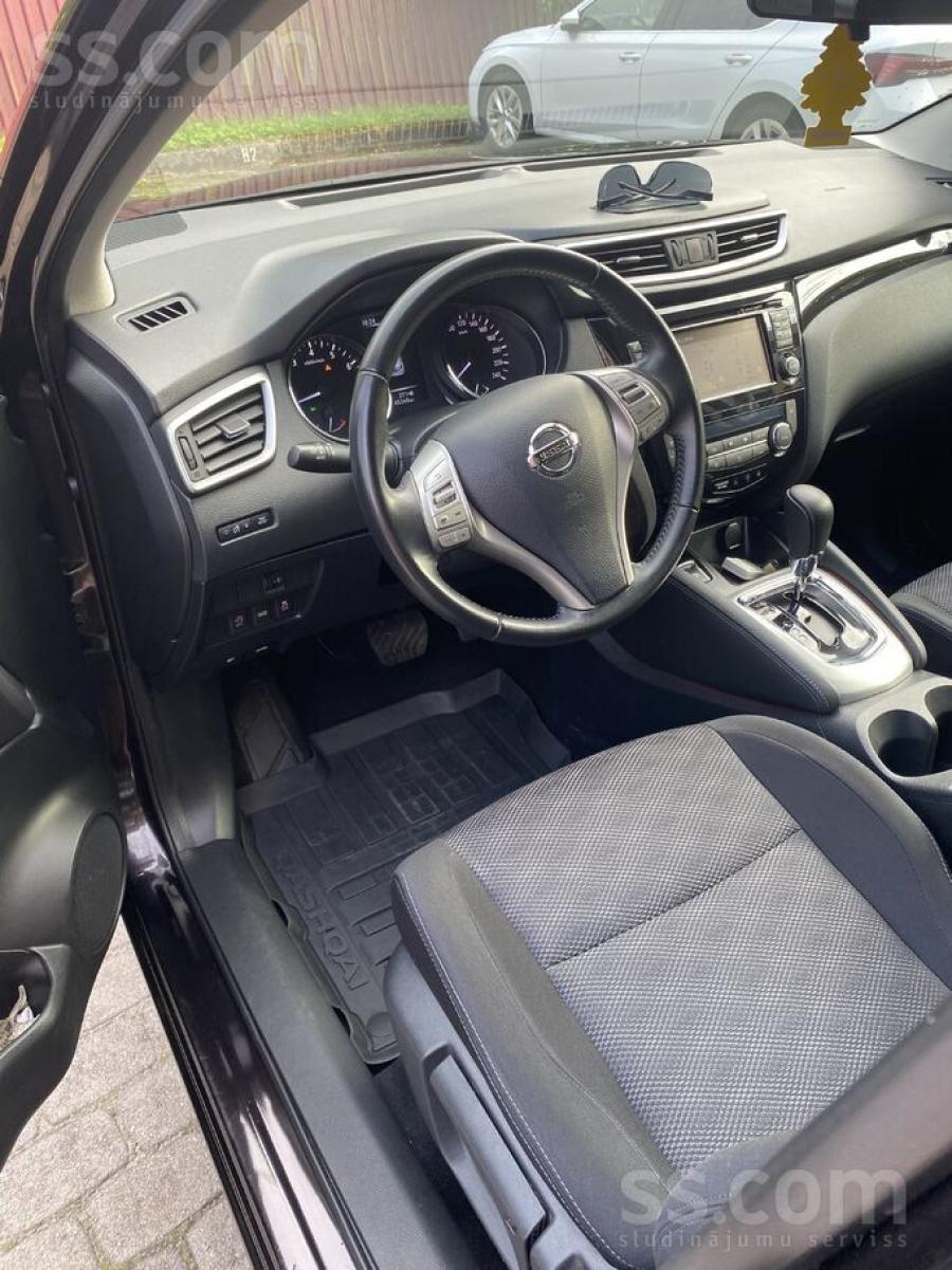 Violets Nissan Qashqai 2017 Rīga, ar dzinēja tilpumu 1.20 L un nobraukumu 45 tūkst. km par 11000 €, foto 12 vietnē AUTOMOTO.COM.LV