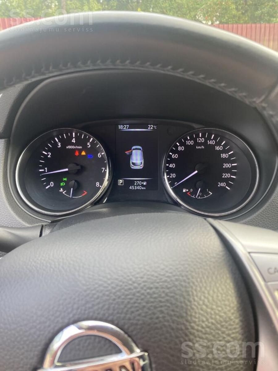 Violets Nissan Qashqai 2017 Rīga, ar dzinēja tilpumu 1.20 L un nobraukumu 45 tūkst. km par 11000 €, foto 15 vietnē AUTOMOTO.COM.LV