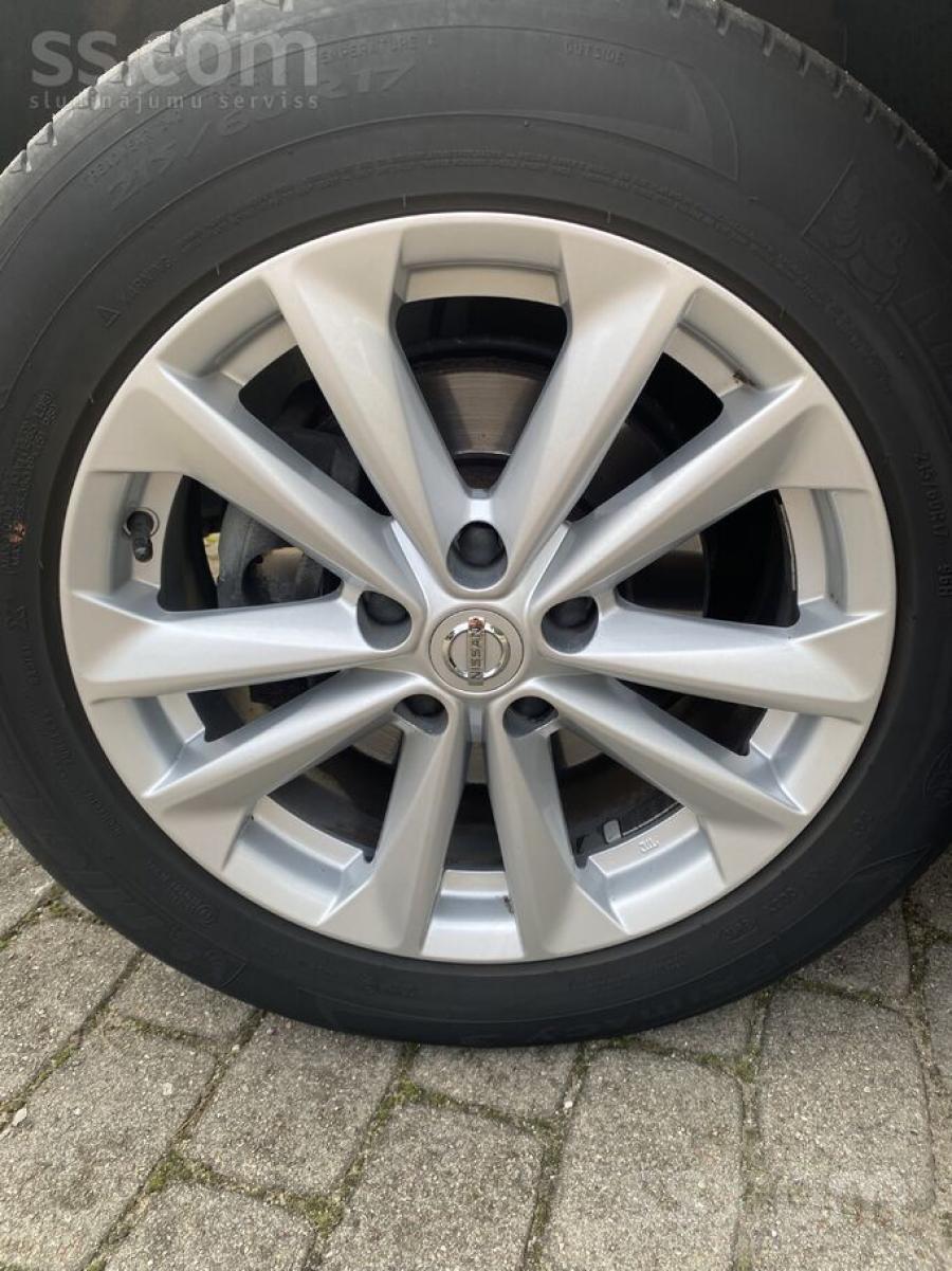Violets Nissan Qashqai 2017 Rīga, ar dzinēja tilpumu 1.20 L un nobraukumu 45 tūkst. km par 11000 €, foto 16 vietnē AUTOMOTO.COM.LV