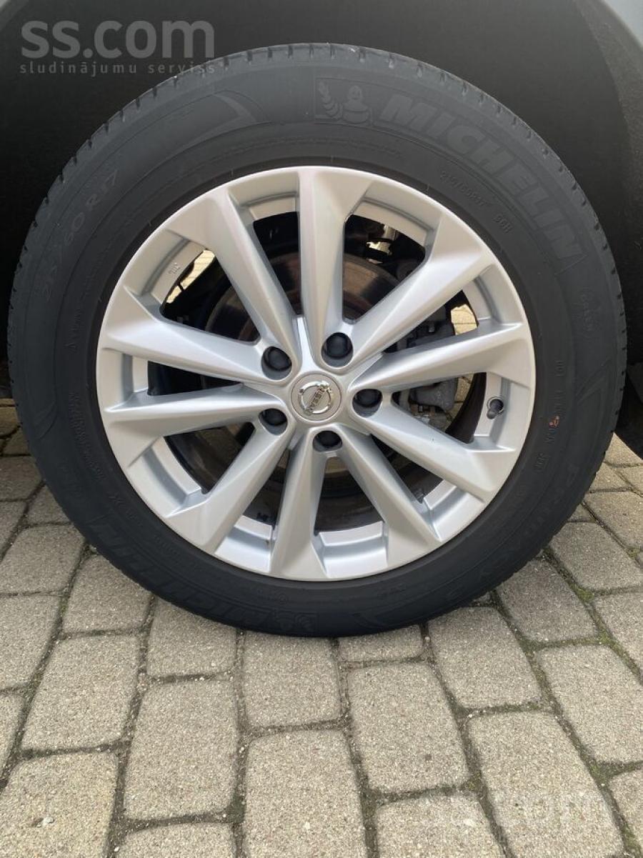 Violets Nissan Qashqai 2017 Rīga, ar dzinēja tilpumu 1.20 L un nobraukumu 45 tūkst. km par 11000 €, foto 17 vietnē AUTOMOTO.COM.LV