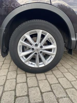 Violets Nissan Qashqai 2017 Rīga, ar dzinēja tilpumu 1.20 L un nobraukumu 45 tūkst. km par 11000 €, foto 18 vietnē AUTOMOTO.COM.LV