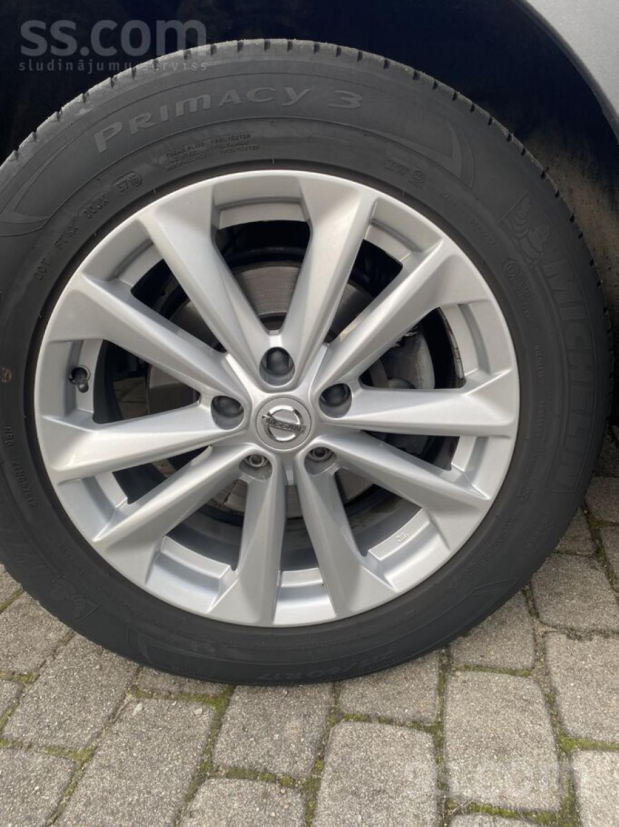 Violets Nissan Qashqai 2017 Rīga, ar dzinēja tilpumu 1.20 L un nobraukumu 45 tūkst. km par 11000 €, foto 19 vietnē AUTOMOTO.COM.LV