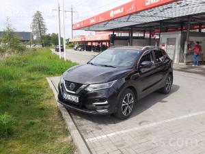 Violet Nissan Qashqai 2018 in Riga, with an engine capacity of 1.20 L and mileage of 131 thousand km for 39490 €, photo 1 on AUTOMOTO.COM.LV