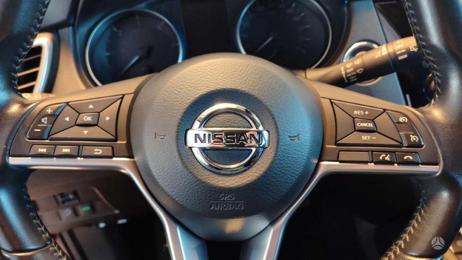 Violets Nissan Qashqai 2018 Šauļi, ar dzinēja tilpumu 1.60 L un nobraukumu 98 tūkst. km par 15200 €, foto 17 vietnē AUTOMOTO.COM.LV