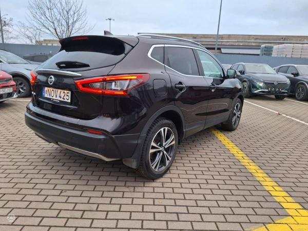 Violets Nissan Qashqai 2018 Kauņa, ar dzinēja tilpumu 1.60 L un nobraukumu 113 tūkst. km par 14800 €, foto 3 vietnē AUTOMOTO.COM.LV