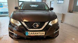 Violet Nissan Qashqai 2018 in Siauliai, with an engine capacity of 1.20 L and mileage of 71 thousand km for 11900 €, photo 2 on AUTOMOTO.COM.LV