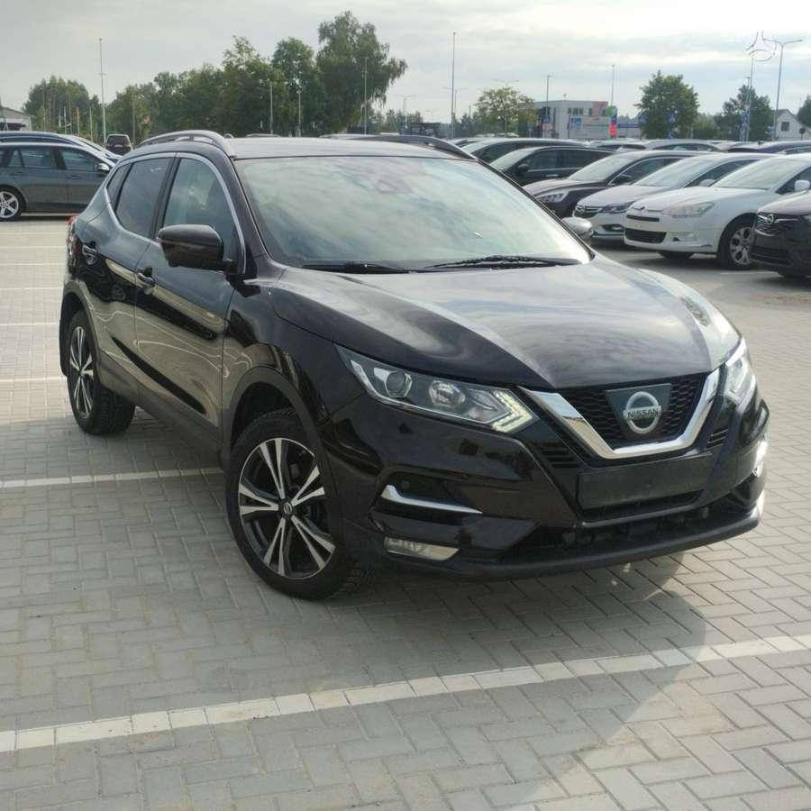 Violet Nissan Qashqai 2018 in Taurage, with an engine capacity of 1.46 L and mileage of 128 thousand km for 9800 €, photo 1 on AUTOMOTO.COM.LV