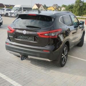 Violet Nissan Qashqai 2018 in Taurage, with an engine capacity of 1.46 L and mileage of 128 thousand km for 9800 €, photo 4 on AUTOMOTO.COM.LV