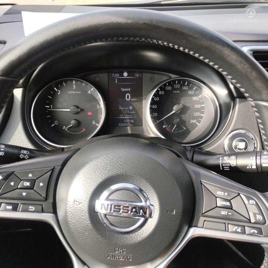 Violet Nissan Qashqai 2018 in Taurage, with an engine capacity of 1.46 L and mileage of 128 thousand km for 9800 €, photo 19 on AUTOMOTO.COM.LV