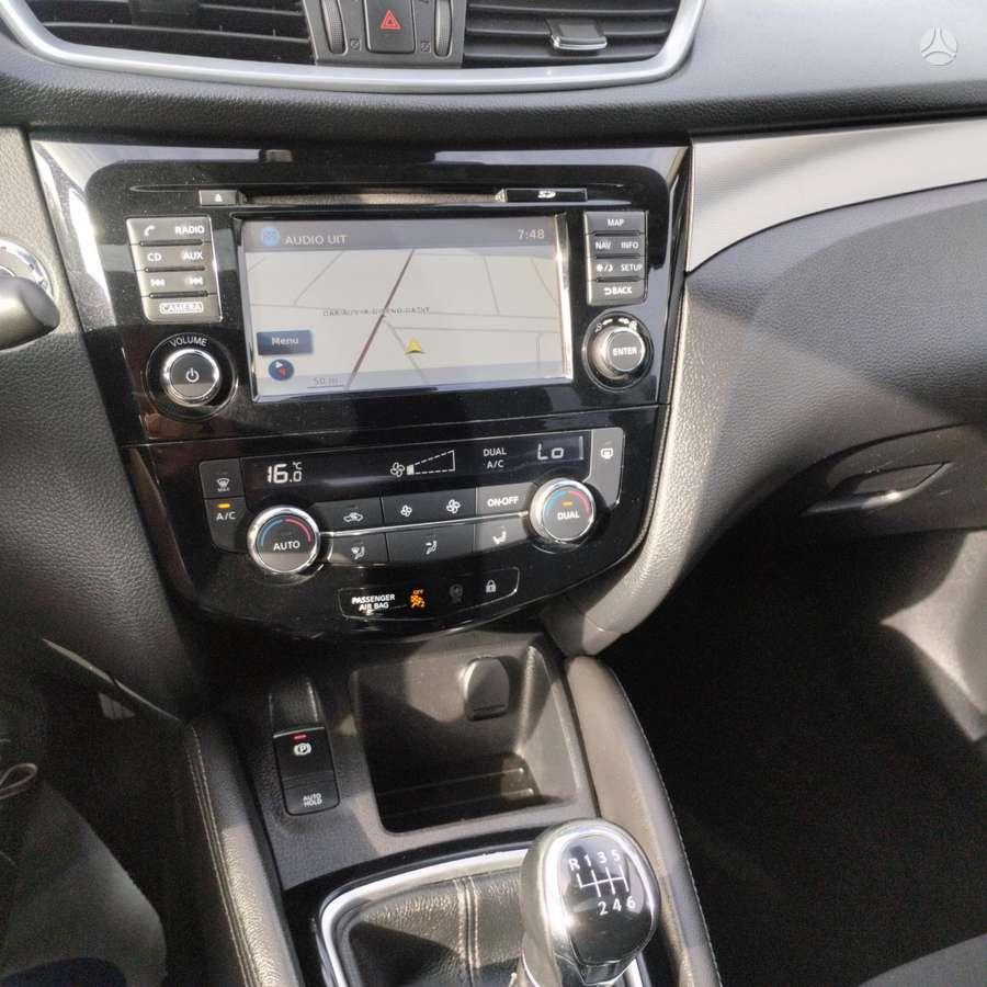 Violet Nissan Qashqai 2018 in Taurage, with an engine capacity of 1.46 L and mileage of 128 thousand km for 9800 €, photo 21 on AUTOMOTO.COM.LV