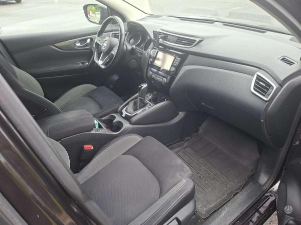 Violets Nissan Qashqai 2018 Viļņa, ar dzinēja tilpumu 1.20 L un nobraukumu 76 tūkst. km par 12100 €, foto 5 vietnē AUTOMOTO.COM.LV