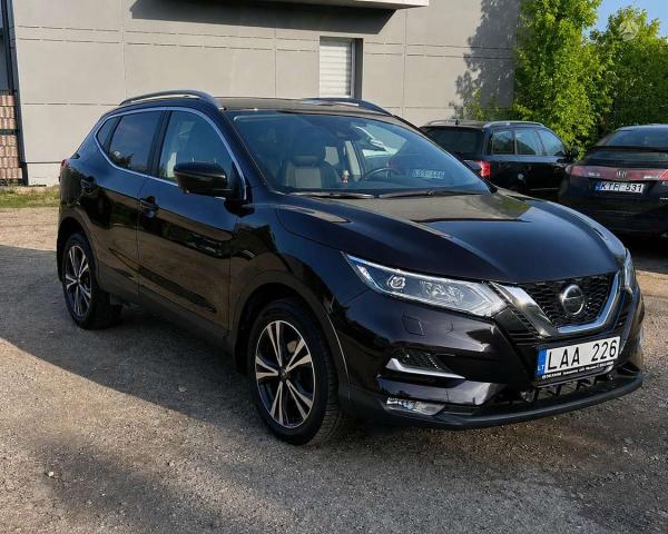 Violet Nissan Qashqai 2019 in Kaunas, with an engine capacity of 1.33 L and mileage of 119 thousand km for 15000 €, photo 5 on AUTOMOTO.COM.LV