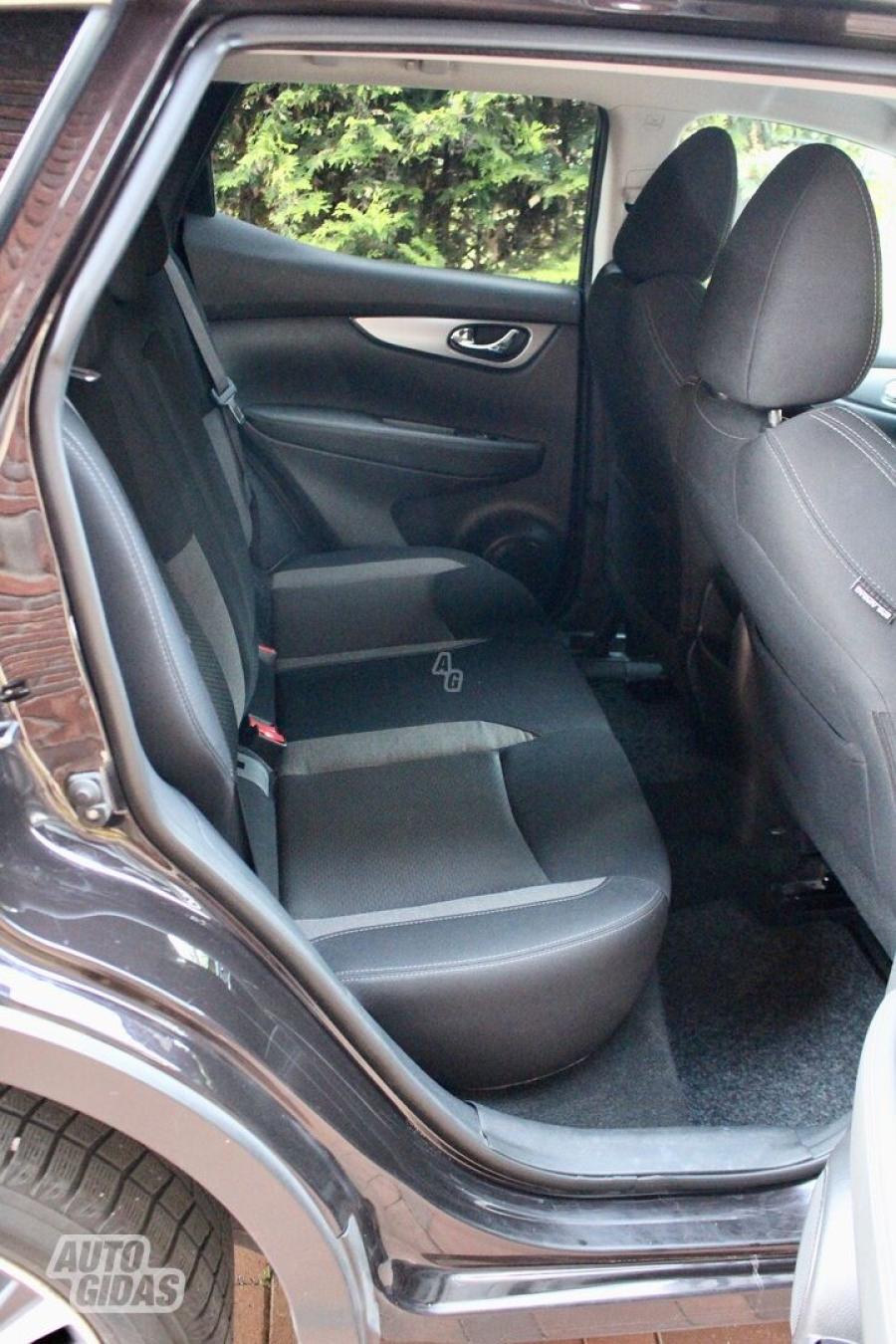 Violet Nissan Qashqai 2019 in Vilnius, with an engine capacity of 1.30 L and mileage of 166 thousand km for 16000 €, photo 6 on AUTOMOTO.COM.LV