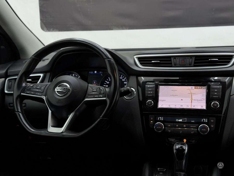 Violet Nissan Qashqai 2019 in Vilnius, with an engine capacity of 1.33 L and mileage of 110 thousand km for 15290 €, photo 17 on AUTOMOTO.COM.LV