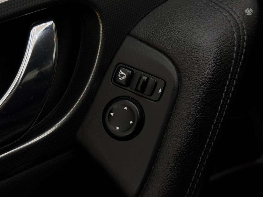Violet Nissan Qashqai 2019 in Vilnius, with an engine capacity of 1.33 L and mileage of 110 thousand km for 15290 €, photo 22 on AUTOMOTO.COM.LV