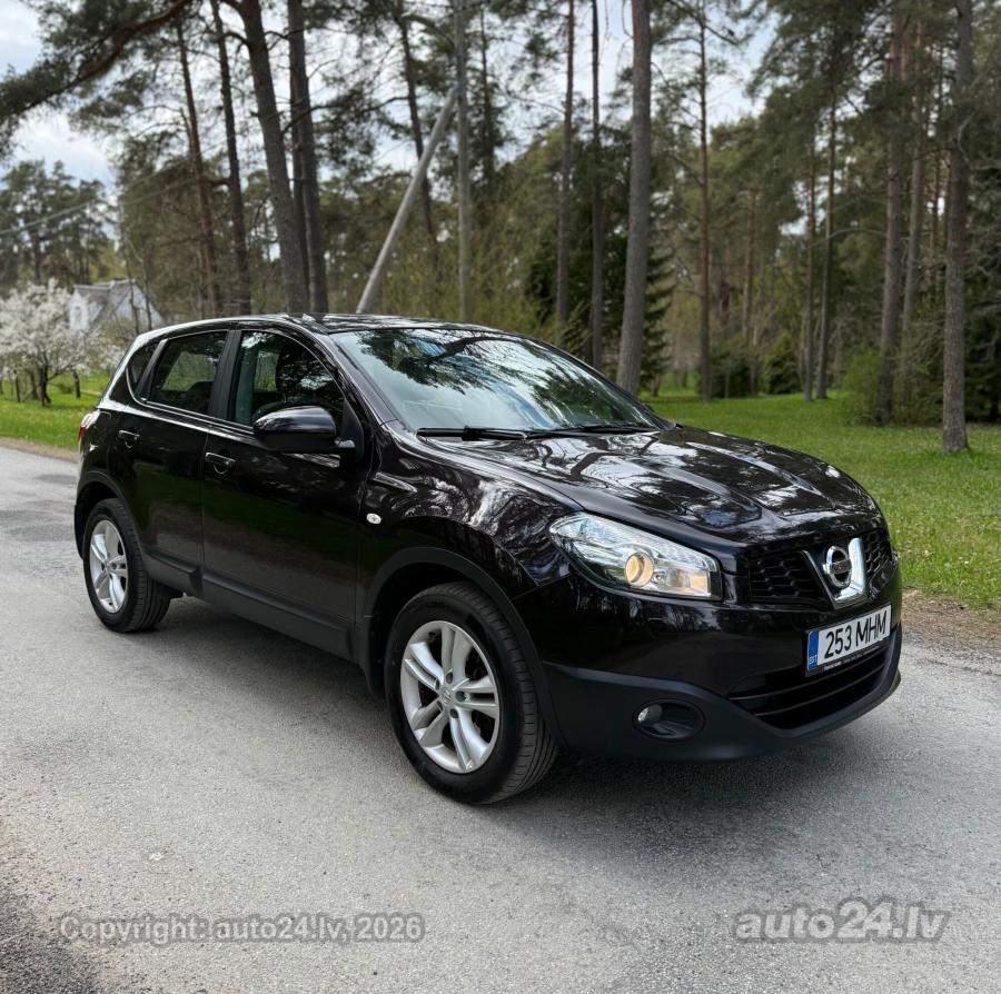 Violet Nissan Qashqai 2012 in Tallinn, with an engine capacity of 1.60 L and mileage of 0 thousand km for 5390 €, photo 1 on AUTOMOTO.COM.LV