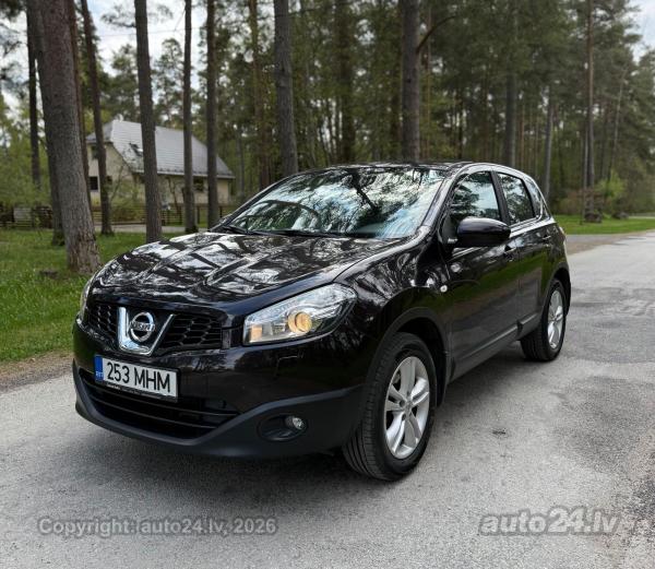 Violets Nissan Qashqai 2012 Tallina, ar dzinēja tilpumu 1.60 L un nobraukumu 0 tūkst. km par 5390 €, foto 5 vietnē AUTOMOTO.COM.LV
