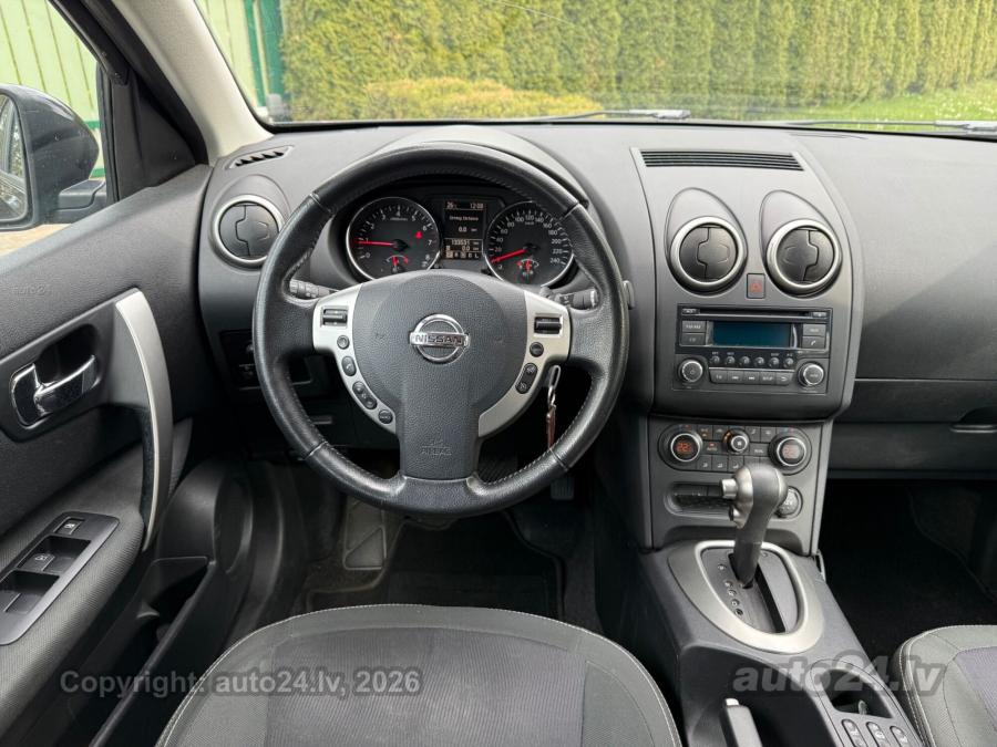 Violet Nissan Qashqai 2012 in Tallinn, with an engine capacity of 1.60 L and mileage of 0 thousand km for 5390 €, photo 15 on AUTOMOTO.COM.LV