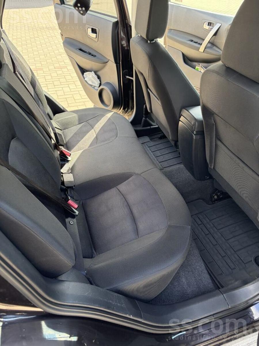 Violets Nissan Qashqai 2012 Valmiera, ar dzinēja tilpumu 1.60 L un nobraukumu 224 tūkst. km par 6180 €, foto 7 vietnē AUTOMOTO.COM.LV