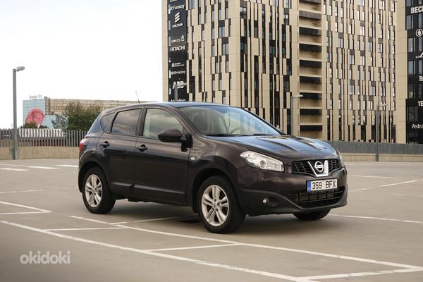 Violets Nissan Qashqai 2012 Tallina, ar dzinēja tilpumu 1.60 L un nobraukumu 351 tūkst. km par 3750 €, foto 2 vietnē AUTOMOTO.COM.LV
