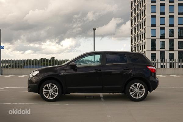 Violets Nissan Qashqai 2012 Tallina, ar dzinēja tilpumu 1.60 L un nobraukumu 351 tūkst. km par 3750 €, foto 7 vietnē AUTOMOTO.COM.LV