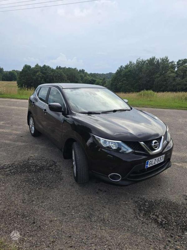 Violet Nissan Qashqai 2016 in Kaunas, with an engine capacity of 1.20 L and mileage of 0 thousand km for 7200 €, photo 2 on AUTOMOTO.COM.LV