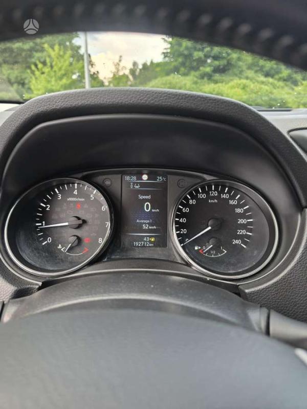 Violet Nissan Qashqai 2016 in Kaunas, with an engine capacity of 1.20 L and mileage of 0 thousand km for 7200 €, photo 7 on AUTOMOTO.COM.LV