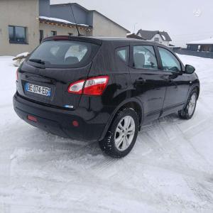 Violets Nissan Qashqai 2010 Kauņa, ar dzinēja tilpumu 1.50 L un nobraukumu 202 tūkst. km par 4300 €, foto 2 vietnē AUTOMOTO.COM.LV