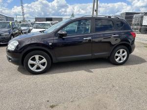 Violets Nissan Qashqai 2010 Kauņa, ar dzinēja tilpumu 2.00 L un nobraukumu 220 tūkst. km par 4400 €, foto 4 vietnē AUTOMOTO.COM.LV