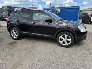 Violets Nissan Qashqai 2010 Kauņa, ar dzinēja tilpumu 2.00 L un nobraukumu 220 tūkst. km par 4400 €, foto 13 vietnē AUTOMOTO.COM.LV
