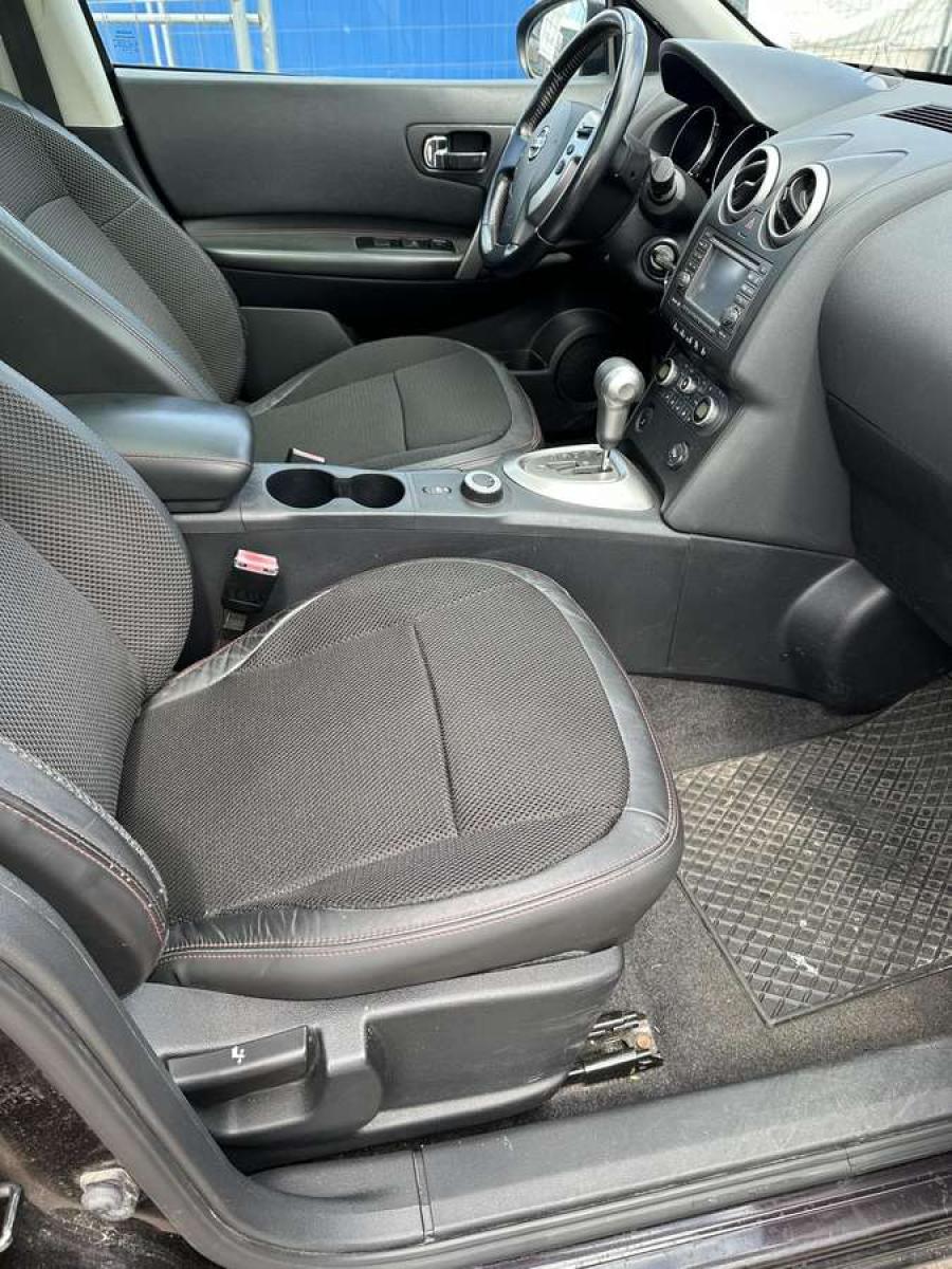 Violets Nissan Qashqai 2010 Kauņa, ar dzinēja tilpumu 2.00 L un nobraukumu 220 tūkst. km par 4400 €, foto 18 vietnē AUTOMOTO.COM.LV