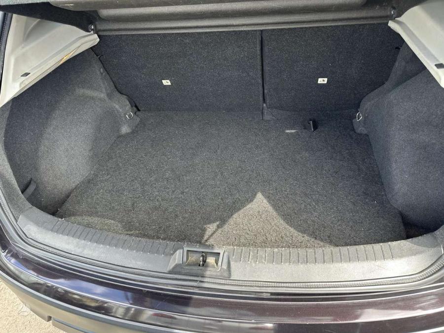 Violets Nissan Qashqai 2010 Kauņa, ar dzinēja tilpumu 2.00 L un nobraukumu 220 tūkst. km par 4400 €, foto 22 vietnē AUTOMOTO.COM.LV