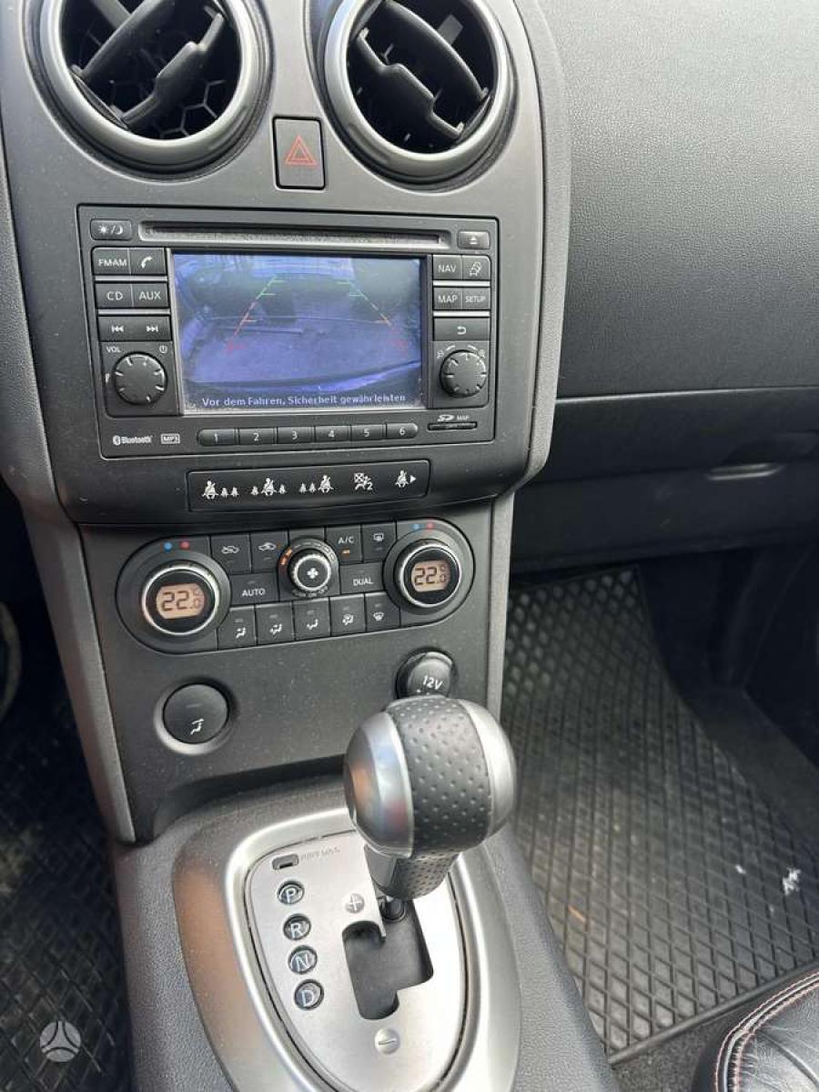 Violets Nissan Qashqai 2010 Kauņa, ar dzinēja tilpumu 2.00 L un nobraukumu 220 tūkst. km par 4400 €, foto 27 vietnē AUTOMOTO.COM.LV