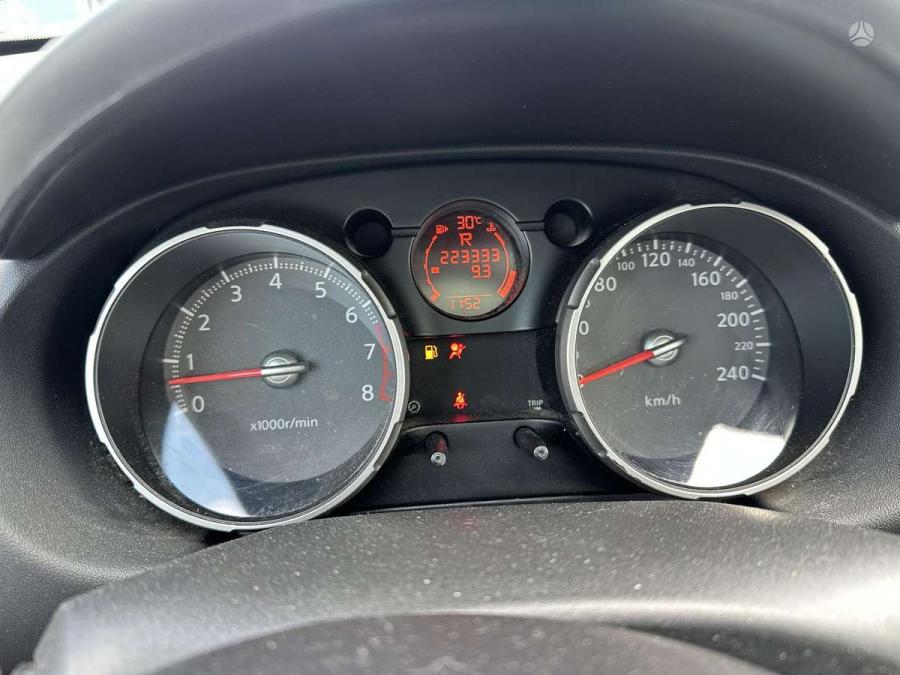 Violets Nissan Qashqai 2010 Kauņa, ar dzinēja tilpumu 2.00 L un nobraukumu 220 tūkst. km par 4400 €, foto 28 vietnē AUTOMOTO.COM.LV