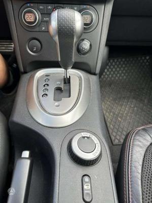 Violets Nissan Qashqai 2010 Kauņa, ar dzinēja tilpumu 2.00 L un nobraukumu 220 tūkst. km par 4400 €, foto 29 vietnē AUTOMOTO.COM.LV