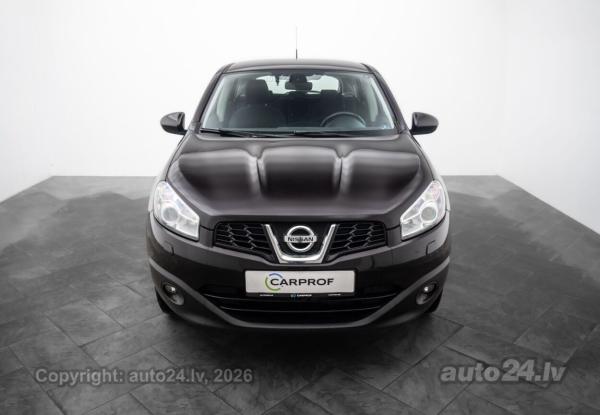 Violet Nissan Qashqai 2012 in Tallinn, with an engine capacity of 2.00 L and mileage of 186 thousand km for 4999 €, photo 2 on AUTOMOTO.COM.LV