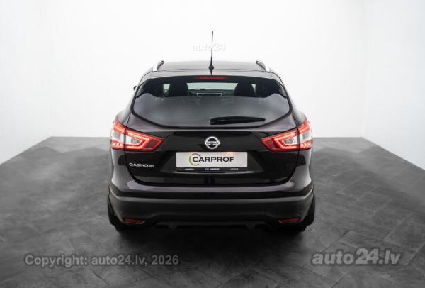 Violets Nissan Qashqai 2014 Tallina, ar dzinēja tilpumu 1.20 L un nobraukumu 148 tūkst. km par 7399 €, foto 5 vietnē AUTOMOTO.COM.LV